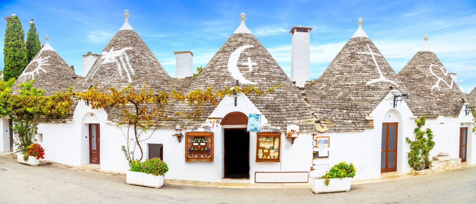 ALBEROBELLO - Basic To Glam Chic Travels